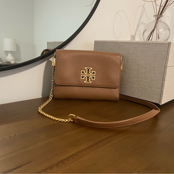 Tory Burch | Bags | Tory Burch Cognac Crossbody | Poshmark